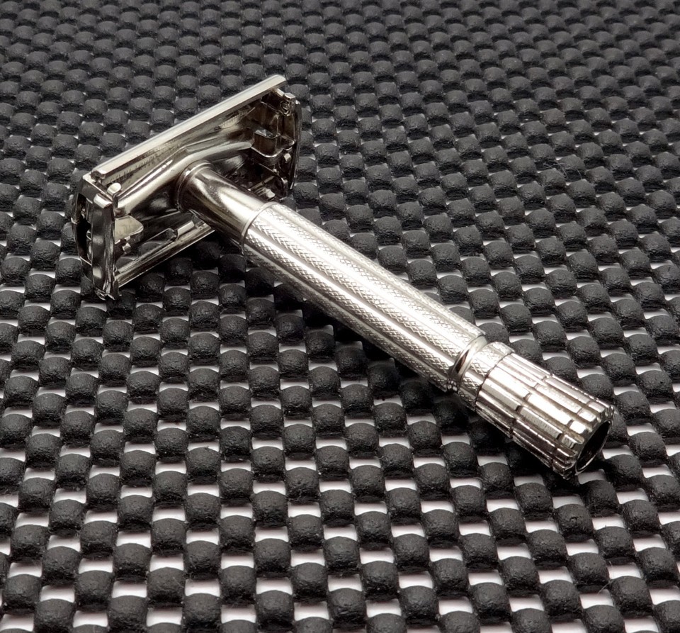 Vintage 1958 Gillette TV Super Speed DE Safety Razor D1 Stunning ...