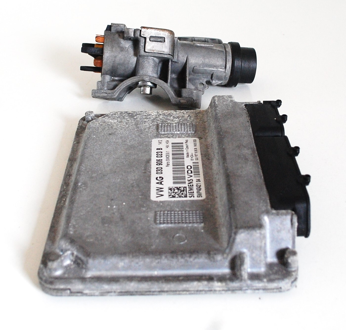 VW Polo 9N3 1,2L Essence Bmd Unité de Commande de Moteur Contact Clé ...