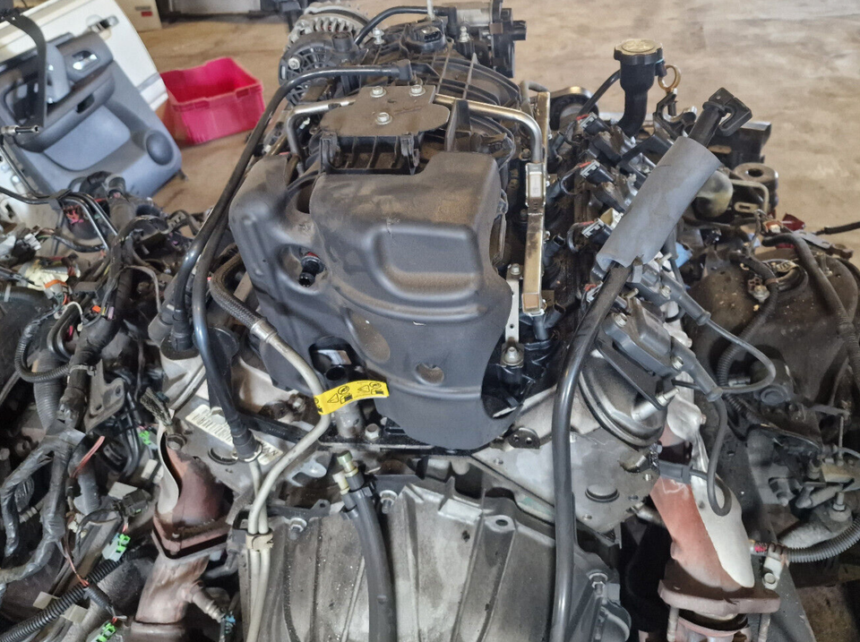 CHEVROLET Vortec 5.3 LC9 VIN code 3 complete engine 2010 Aluminum Block ...