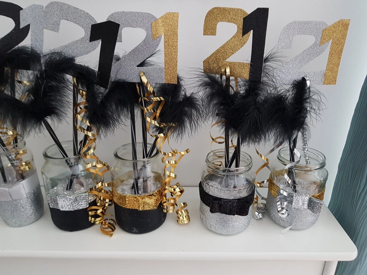 21st Birthday Party Table Decoration Ideas