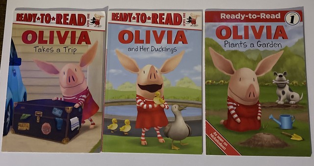 Olivia TV Tie-In Ser.: OLIVIA Loves to Read : Olivia Trains Her Cat ...