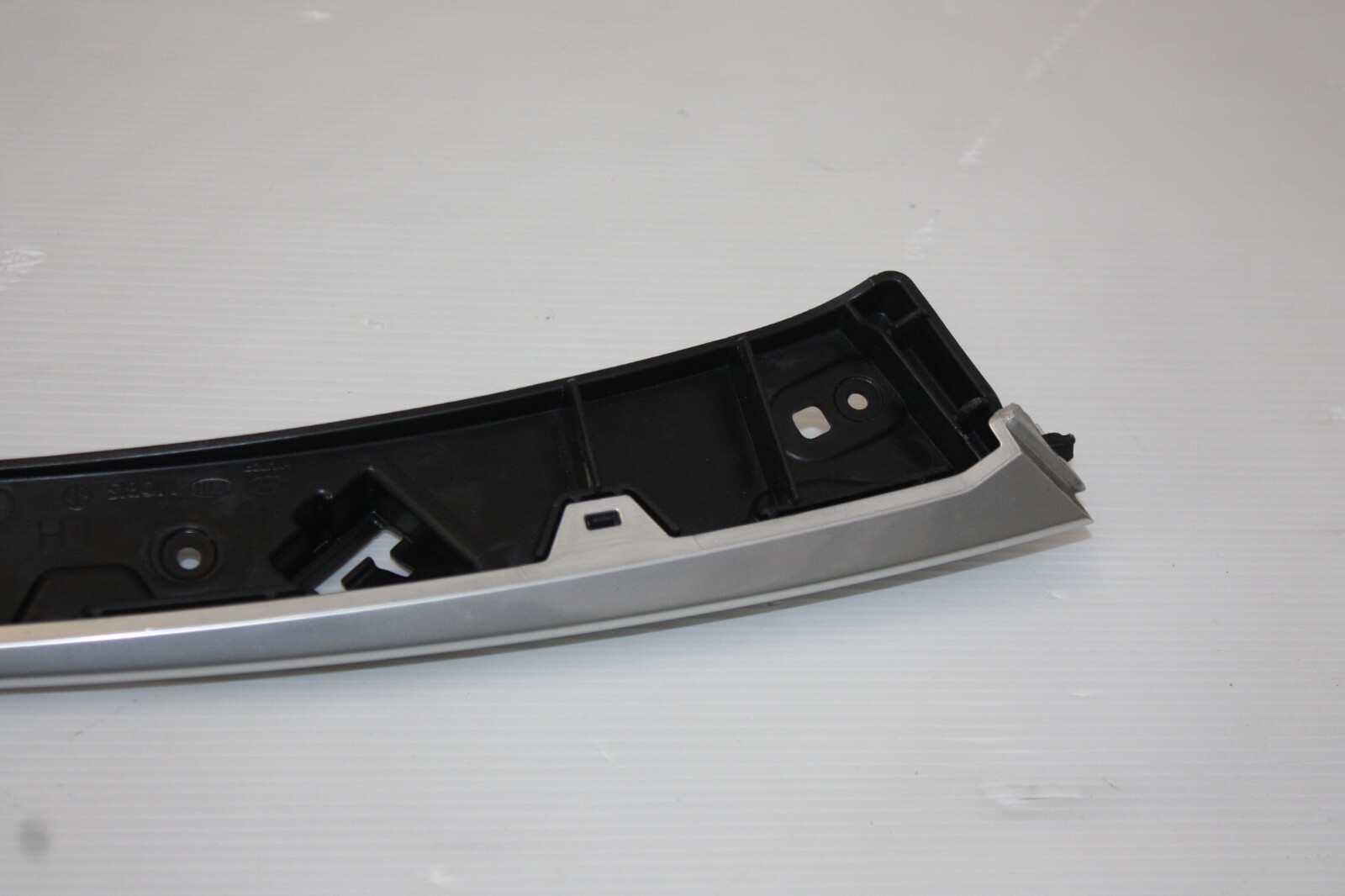 Kia Niro Left Side Headlight Support Bracket 2016 TO 2019 P2921-16050 ...