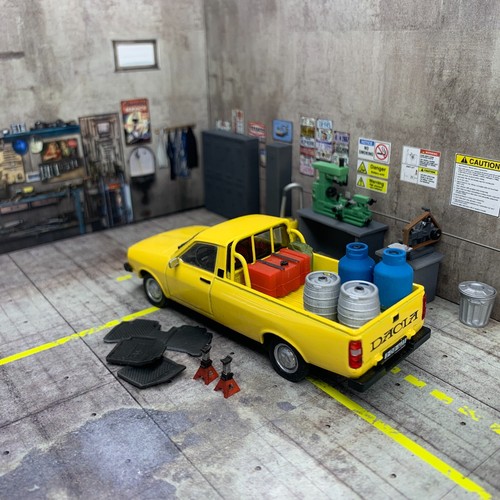 1/43 garage Diorama Gasoline Pack Gas Container Fuel Can | eBay