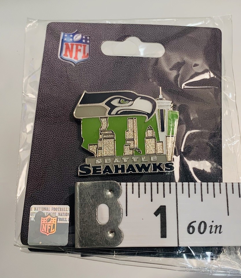 Seattle Seahawks Hat Pin Space Needle Green Skyline NFL Football 12th ...