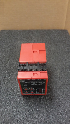 THIIM SYND 1102 D024 AA5C 38474-104 Type SYND 24 VDC Synchro Check ...