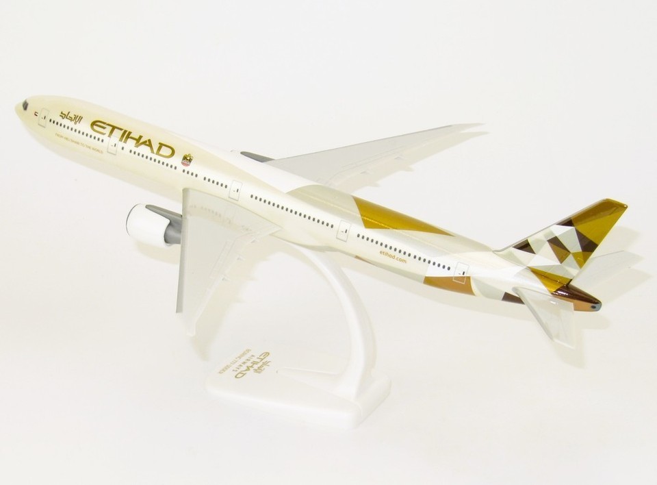 PPC Etihad Airways Boeing 777-300ER A6-ETA Desk Display 1/200 AV Model ...