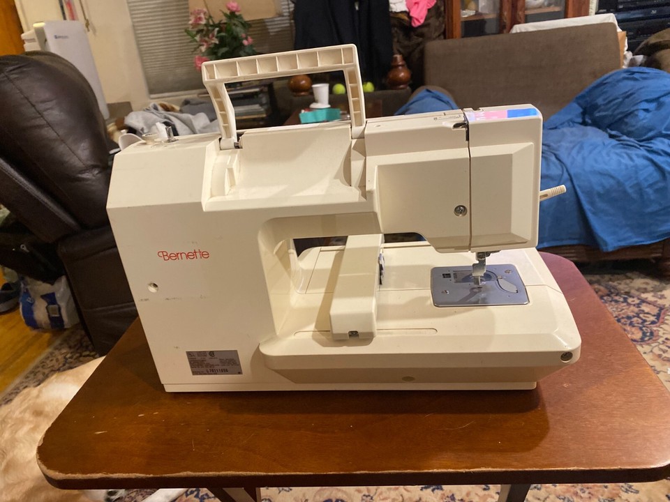 Bernina Bernette Deco 600 Digital Embroidery Sewing Machine | eBay
