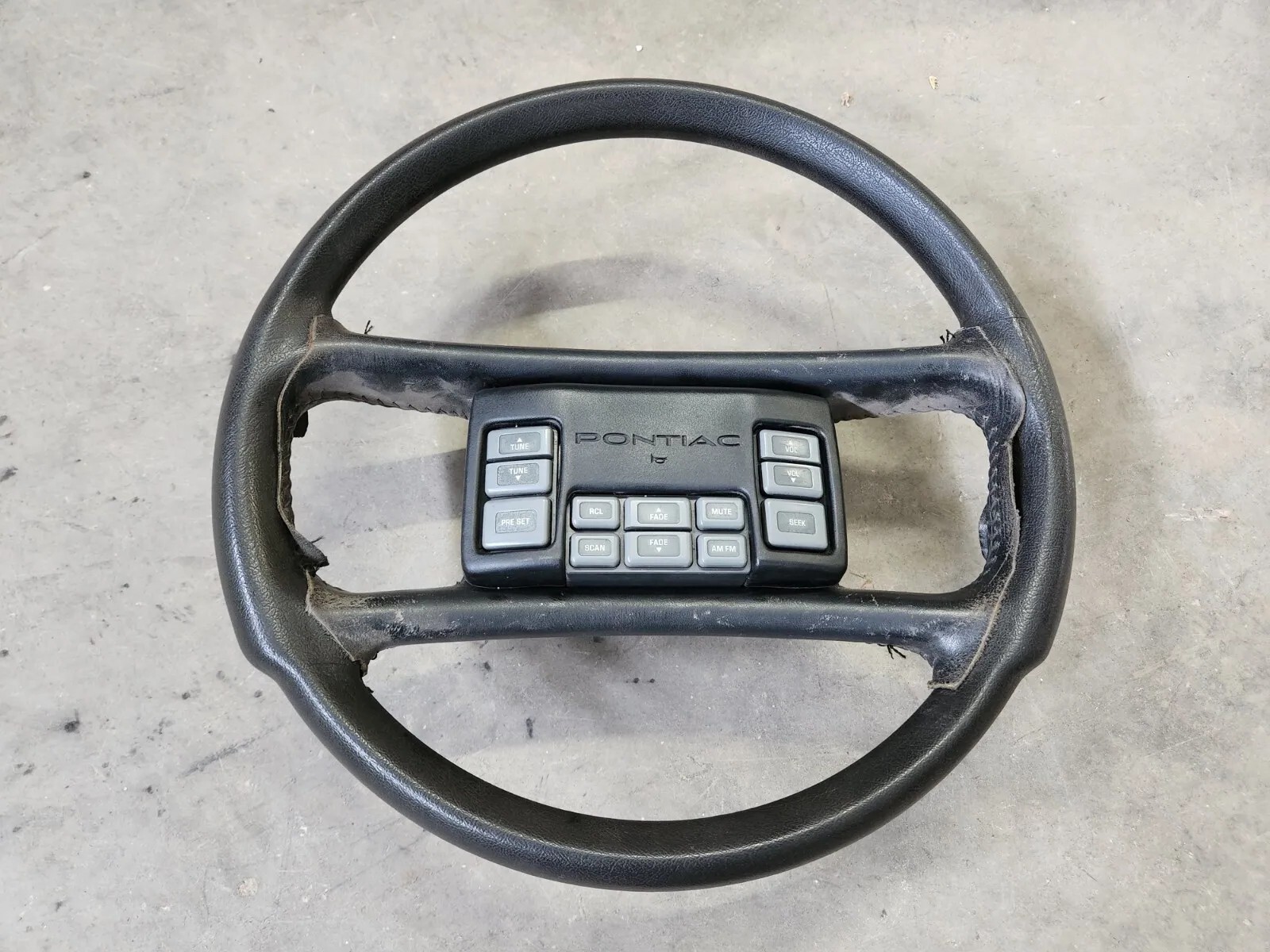 1989 Pontiac Firebird Trans Am Steering Wheel w Radio Controls | 86-89 ...