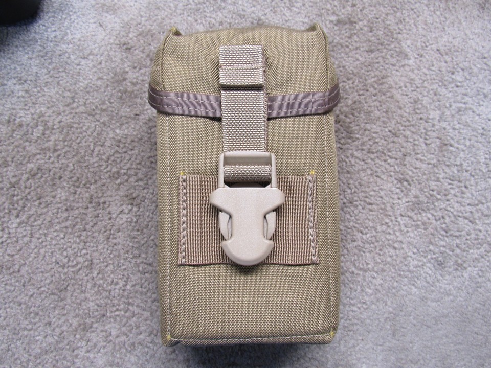 US M24 Binoculars Case Molle Pouch Padded Coyote Tan USMC Eagle ...