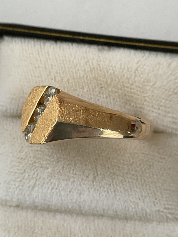 Vintage Magic Glo .60cttw Diamond 14K Yellow Gold Mens Ring Size 10.25 ...