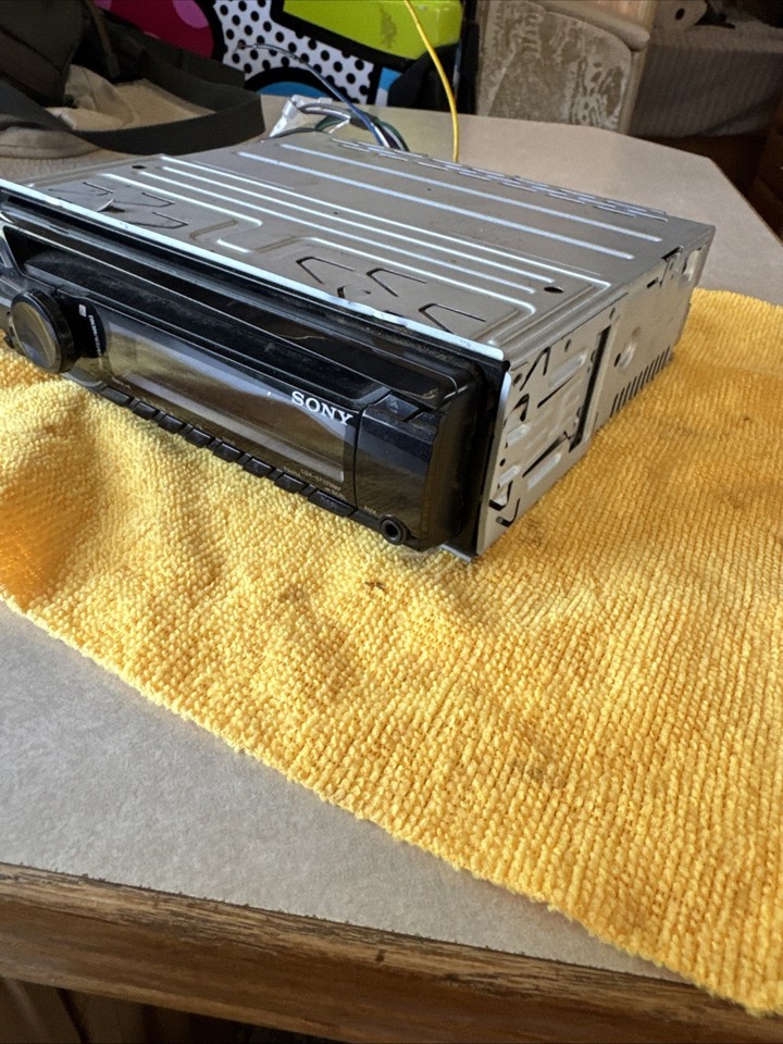 Genuine Sony Radio Car Stereo CD Player CDX-GT270MP | eBay