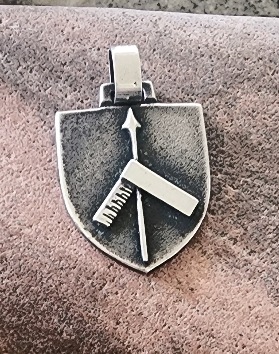 Retired James Avery Speer Shield Pendant RARE Piece! - Gem