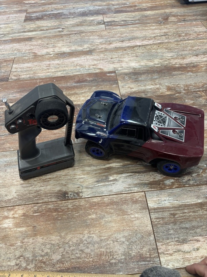 Traxxas Latrax Desert Prerunner 1/18 4wd w/ Servo Motor Wheels Works No ...