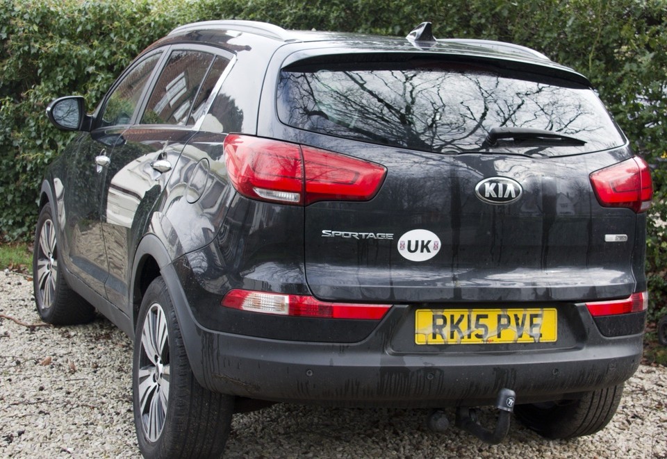 Black Kia Sportage 2015 1.6 Diesel Manual 5 Door SUV Spares Or Repairs ...