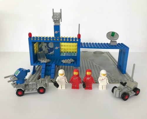 Lego set 926-1 Command Centre – 157 Pieces – 4 Figures - Space | eBay
