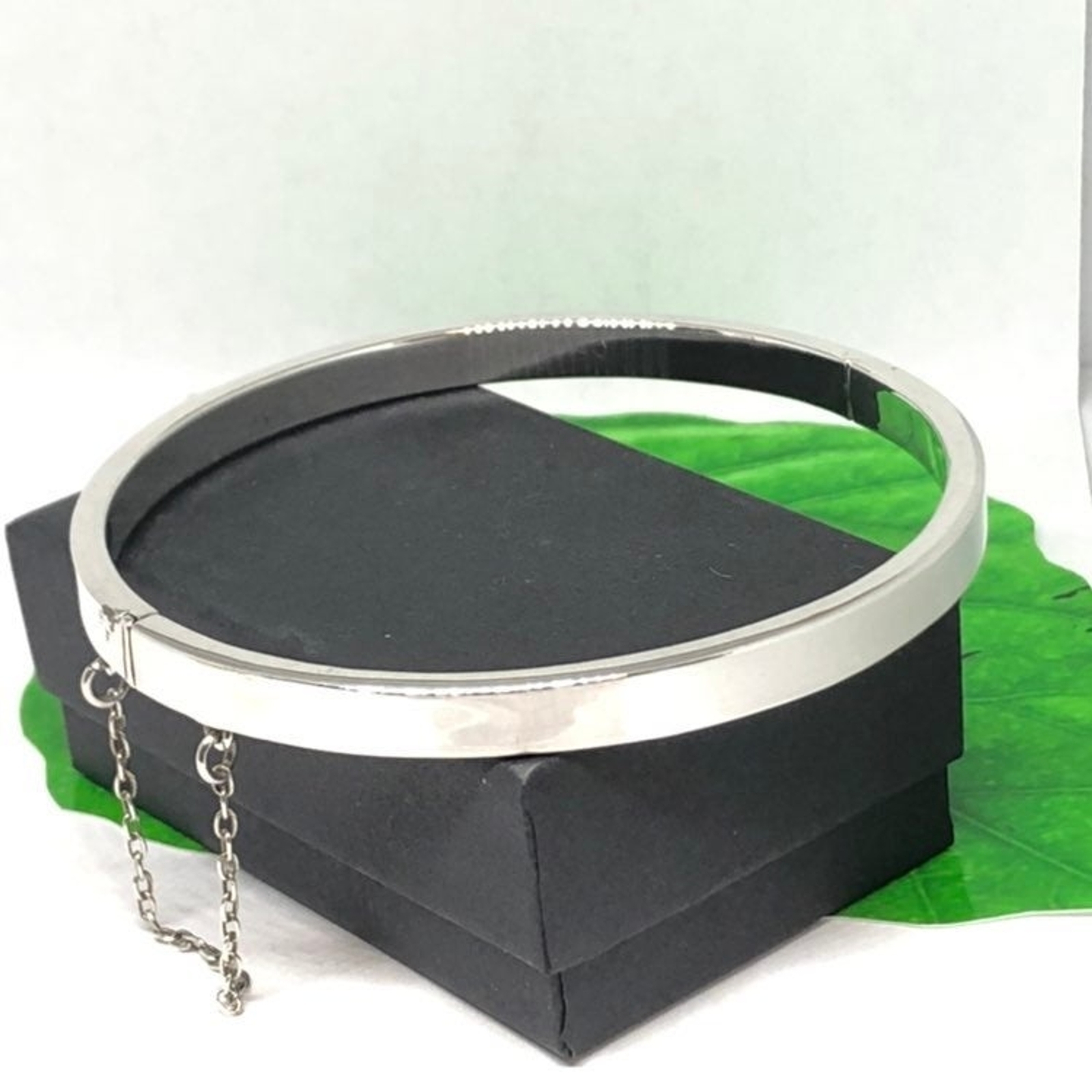 Sterling 5.5mm Bangle Bracelet 7" - Gem