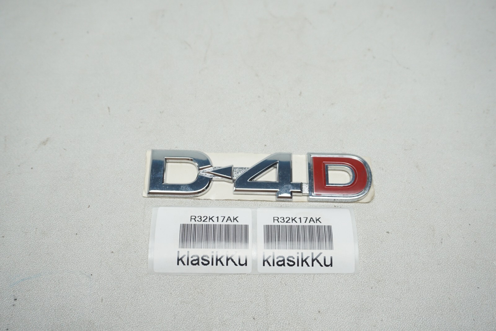 Toyota Hilux Vigo SR5 Fortuner D4D Logo Emblem Badge NEW | eBay