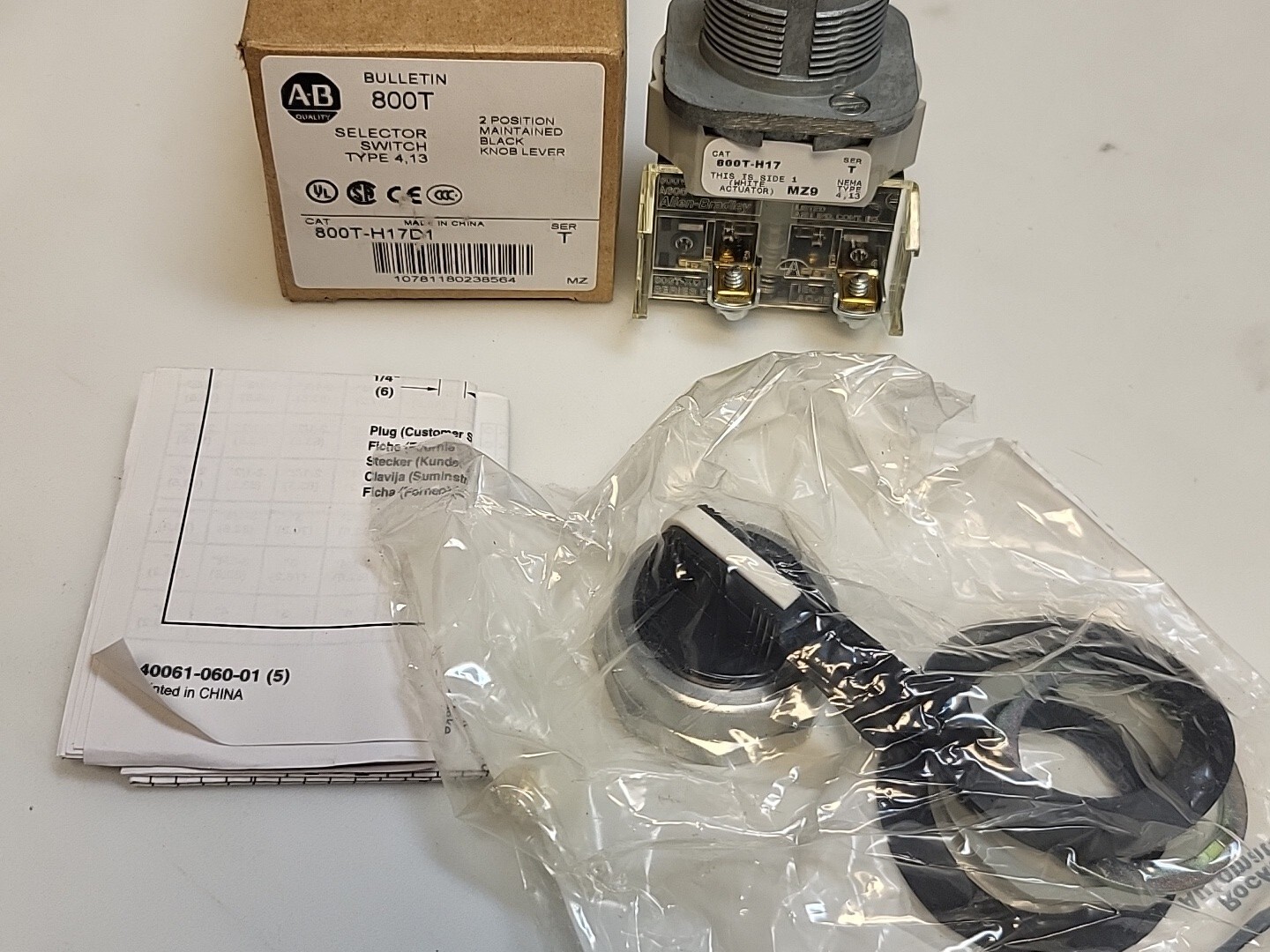 Allen Bradley 800T-H17D1 Series T, 2 Position Selector Switch | eBay