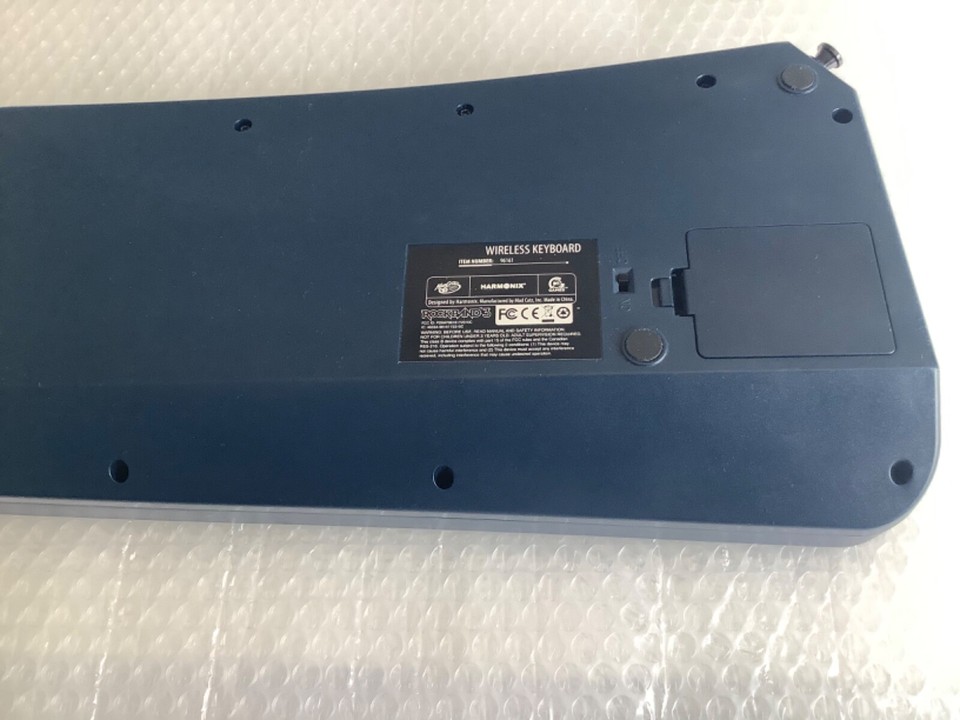 ROCK BAND 3 WIRELESS KEYBOARD PIANO KEYTAR HARMONIX 96161 | eBay UK