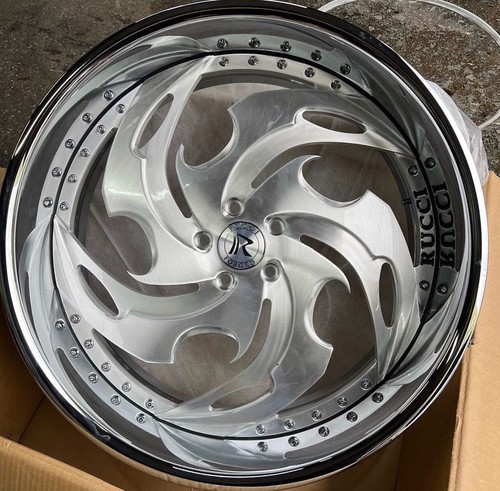 22" Rucci One Way Wheels Chrome RIMS Staggered 22x9.5(Front) 22x10(Rear ...