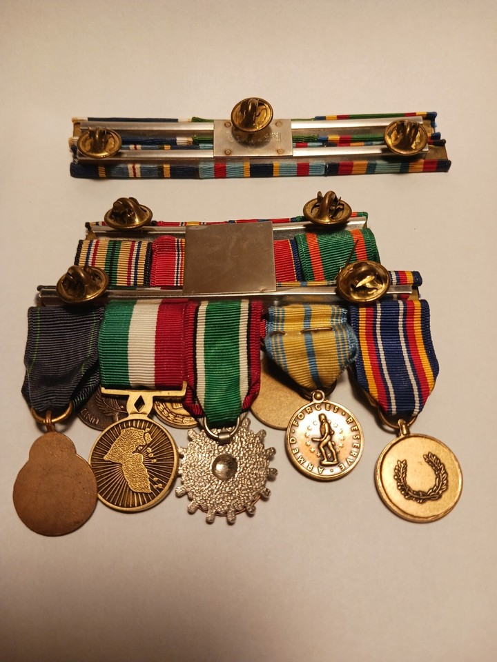 ~Rare Vintage United States Military Kuwait Iraq Gulf War Medals Ribbon ...