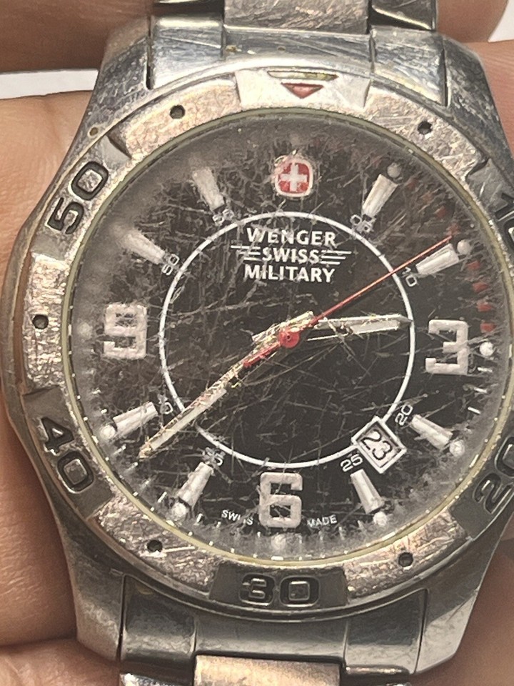 Wenger Swiss Military Quartz Watch 41mm, Original Band, New Battery ...