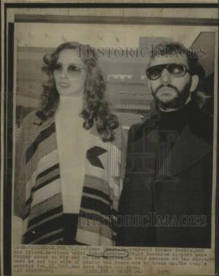 1975 Press Photo Ringo Star & Friend Nancy Andrews About to Fly to Los ...