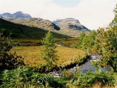Photo 6x4 The Fionn-abhainn above Coulags Pursuing a slightly bendy ...