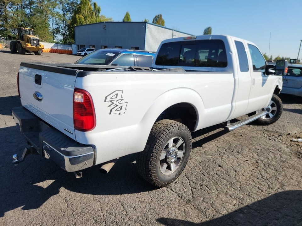 LEFT FOG LAMP OEM 11-16 FORD F250SD 1YR WRNTY BC3Z15201A | eBay