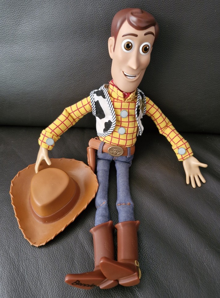 WORKING DISNEY TOY STORY WOODY DOLL WITH HAT AND TALKING PULL STRING ...