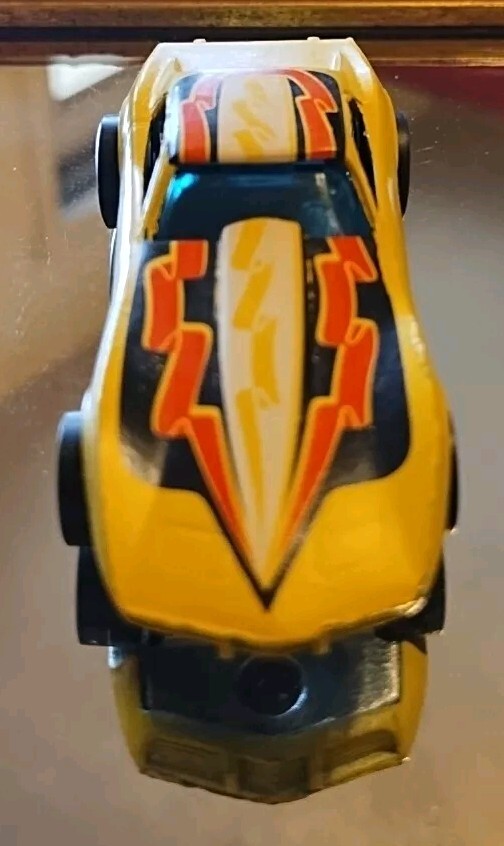 Hot Wheels 1975 CORVETTE STINGRAY Blackwall Yellow Ribbon Wheels C-10 ...