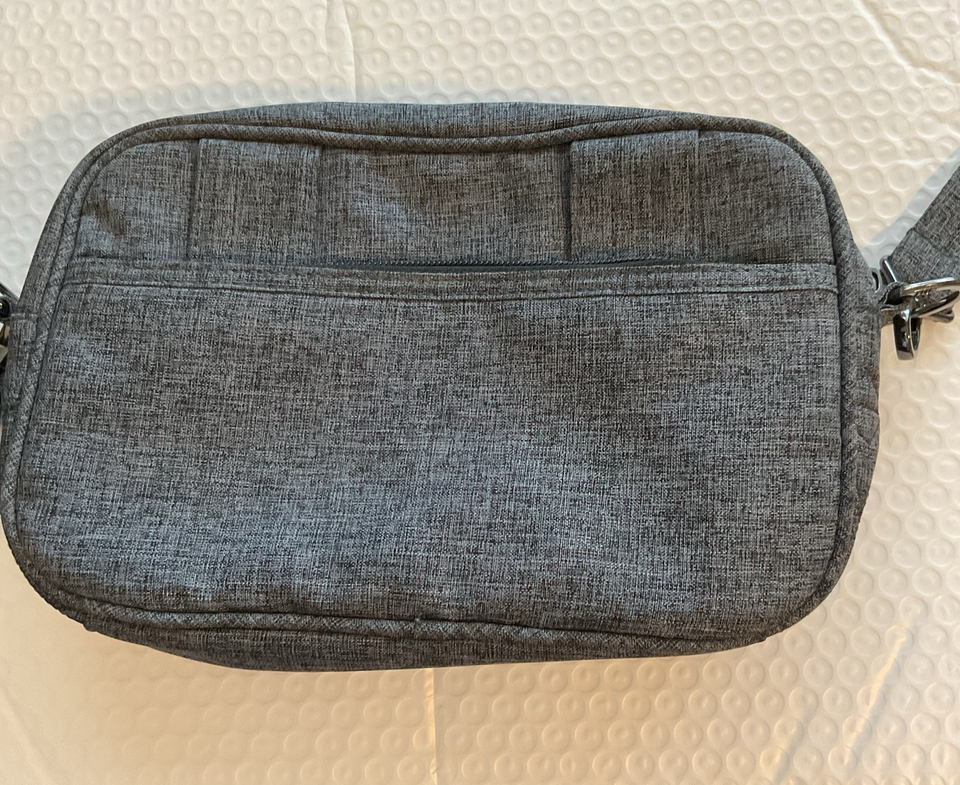 Lug Carousel Crossbody/ Shoulder Bag Heather Gray Quilted Removable ...