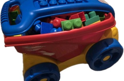 Mega Blocks Fill & Dump Wagon Set With Blocks. Multicolor Plastic ...