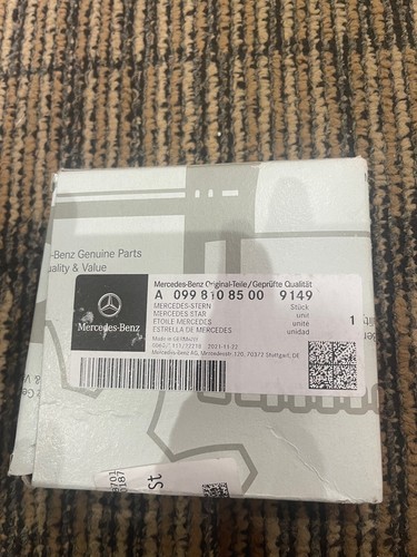 Genuine Mercedes GLS Coupe Boot Trunk Emblem POLAR WHITE ...