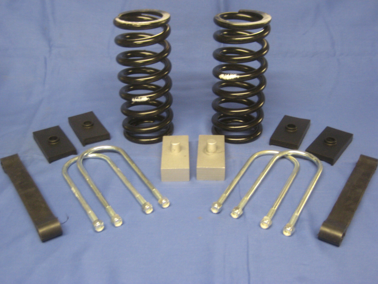 MGB RUBBER BUMPER FRONT AND REAR LOWERING KIT INC SPRING PADS AND CHECK ...