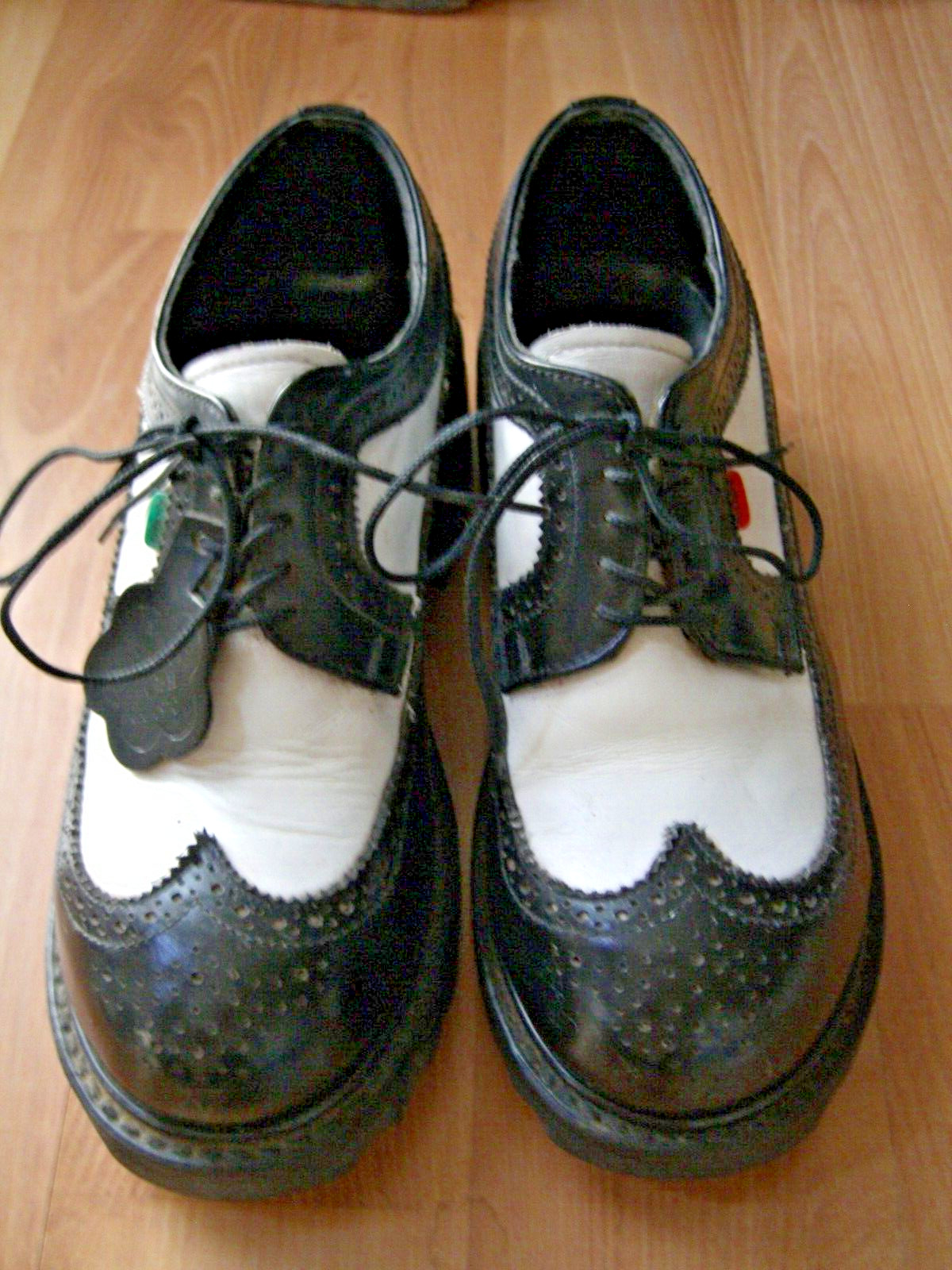 1990s vintage Kicker's Black/white chunky spectator S… - Gem