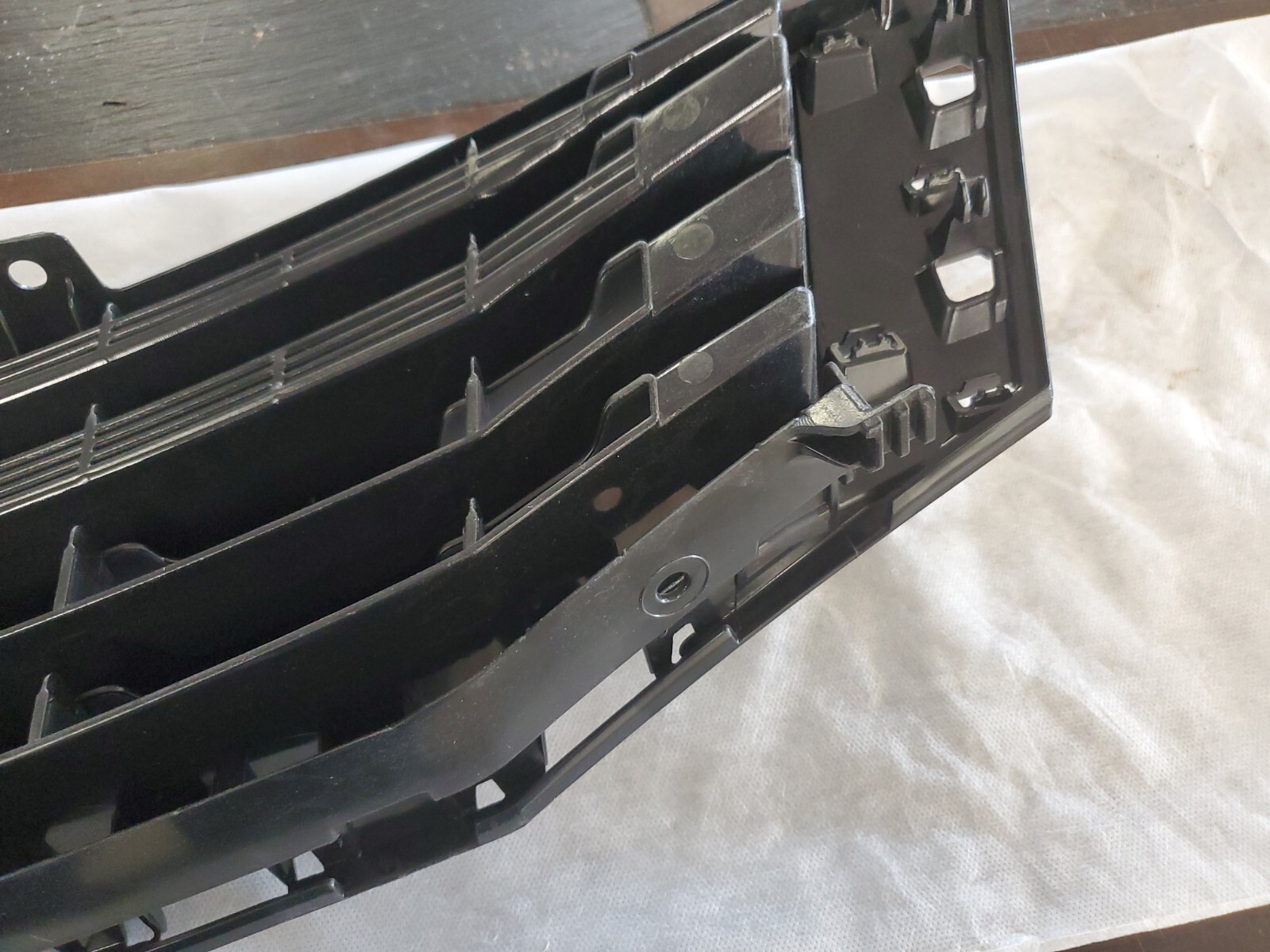 Base, Front Grille - Honda (71121-TA0-A00) | eBay