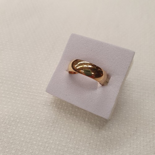 1970’s 18ct Yellow Gold ‘Siffari’, plain, curved band wedding ring ...