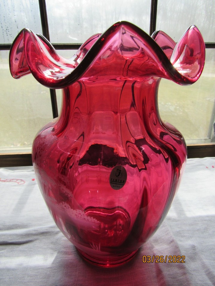 Fenton 2001 #1616 Q2 Tea Party Mary Gregory Collection Cranberry Vase ...