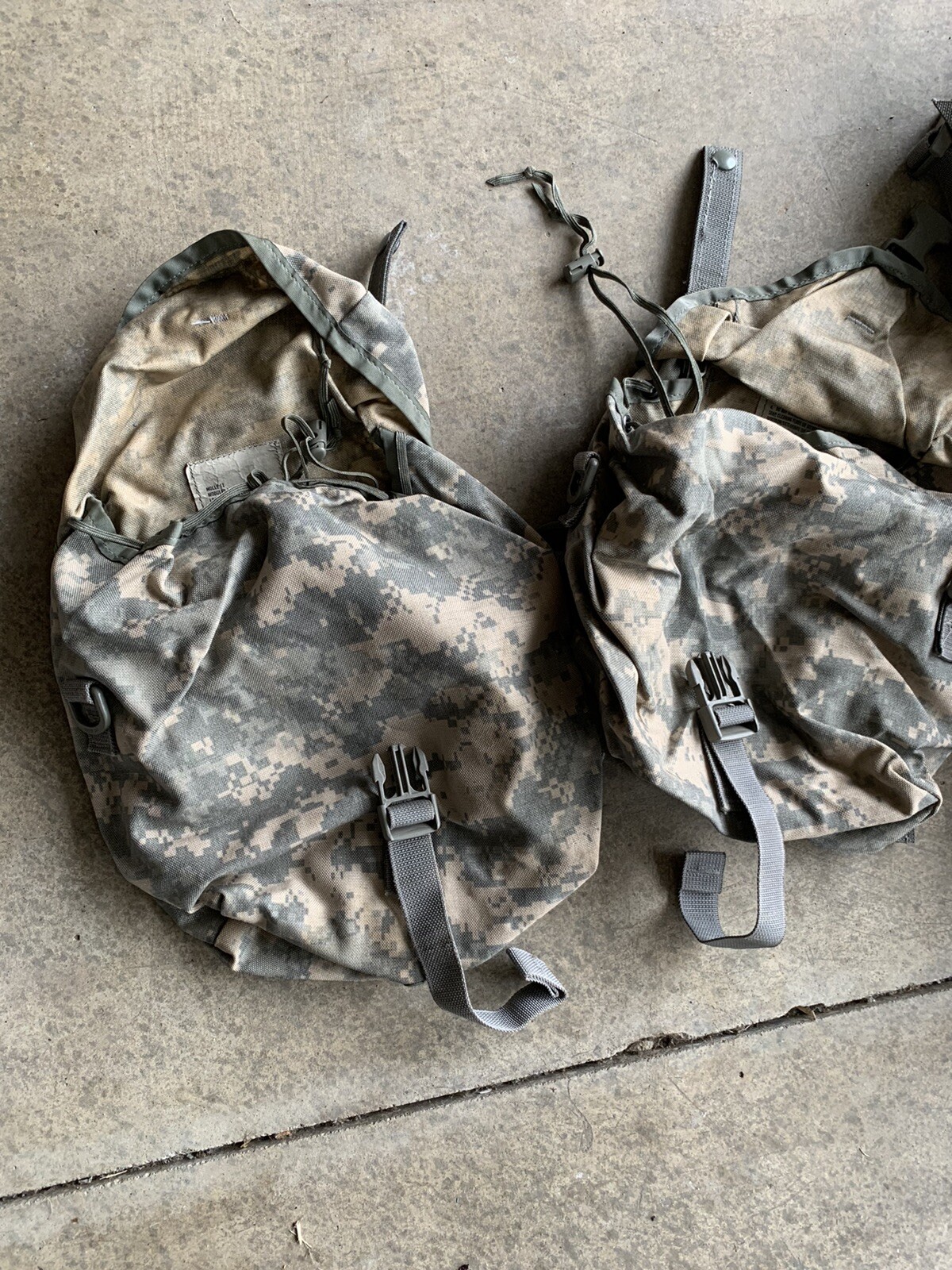 US GI Military ACU Molle II Large RuckSack with Frame, Kidney Pads and ...