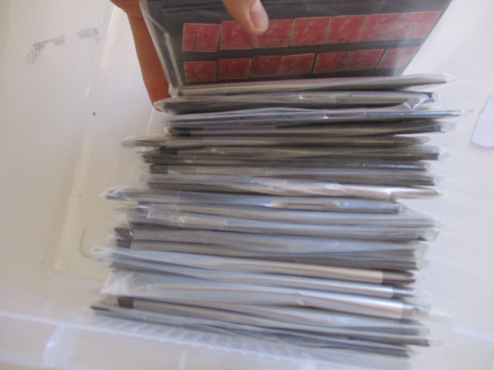 ESTATE: Ex Deallers Stock, Unchecked and unsorted! FREE POST (B784) | eBay