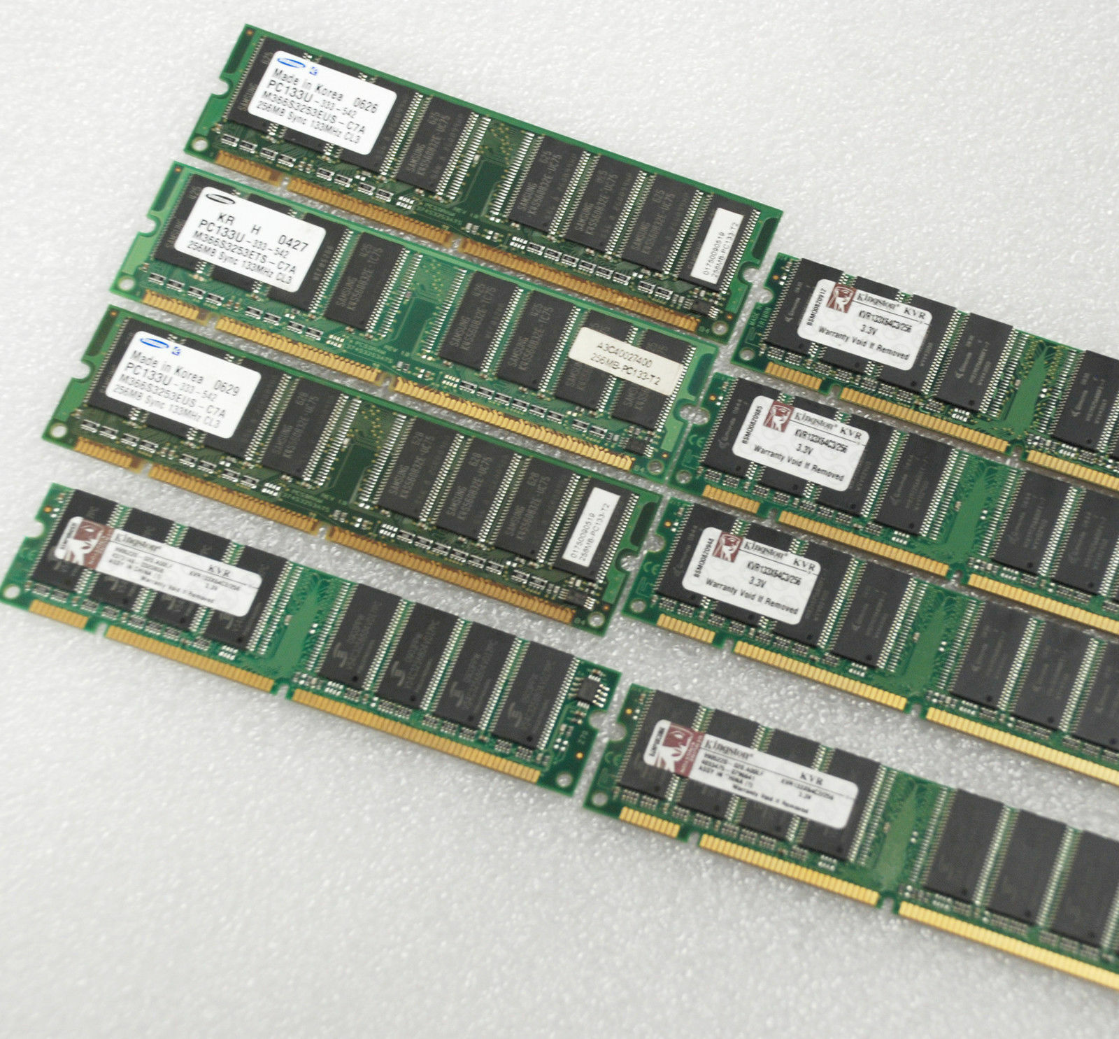 256 MB 256MB SDRAM PC133 PC-133 KINGSTON KVR133X64C3/256 SPEICHER ...