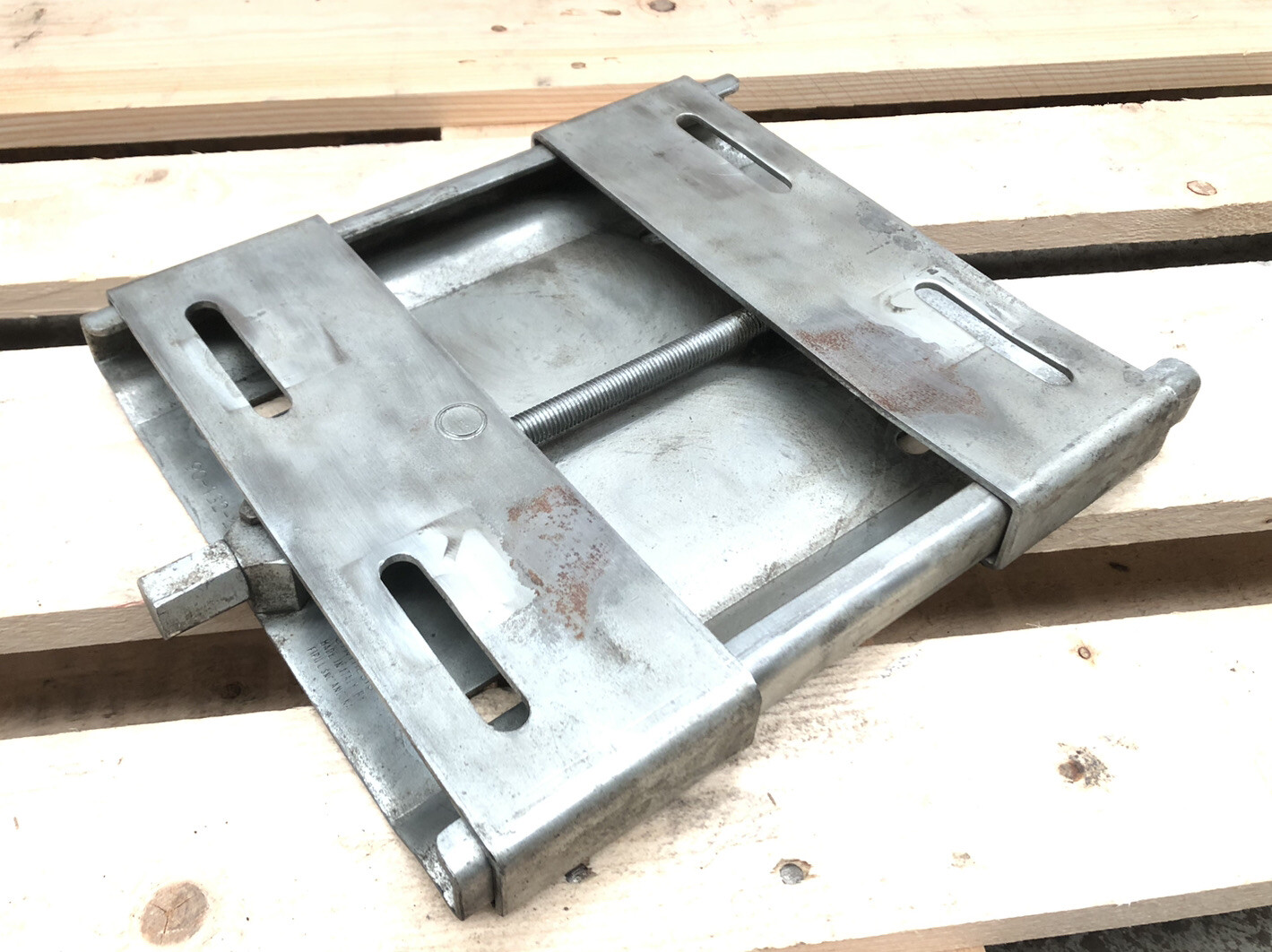 Synthesis 90 - 132 Frame Electric Motor Feet | Grelly UK