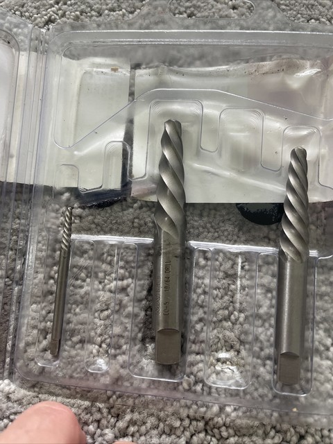 Matco Tools 5 PC Screw Extractor Set E 035 P for sale online | eBay