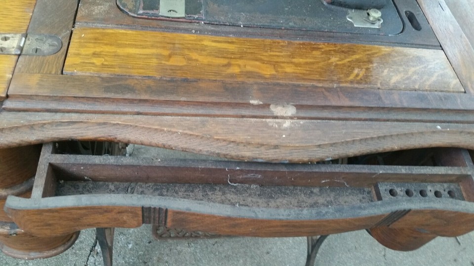 ANTIQUE Minnesota Model A Sewing Machine with cabinet/base | eBay