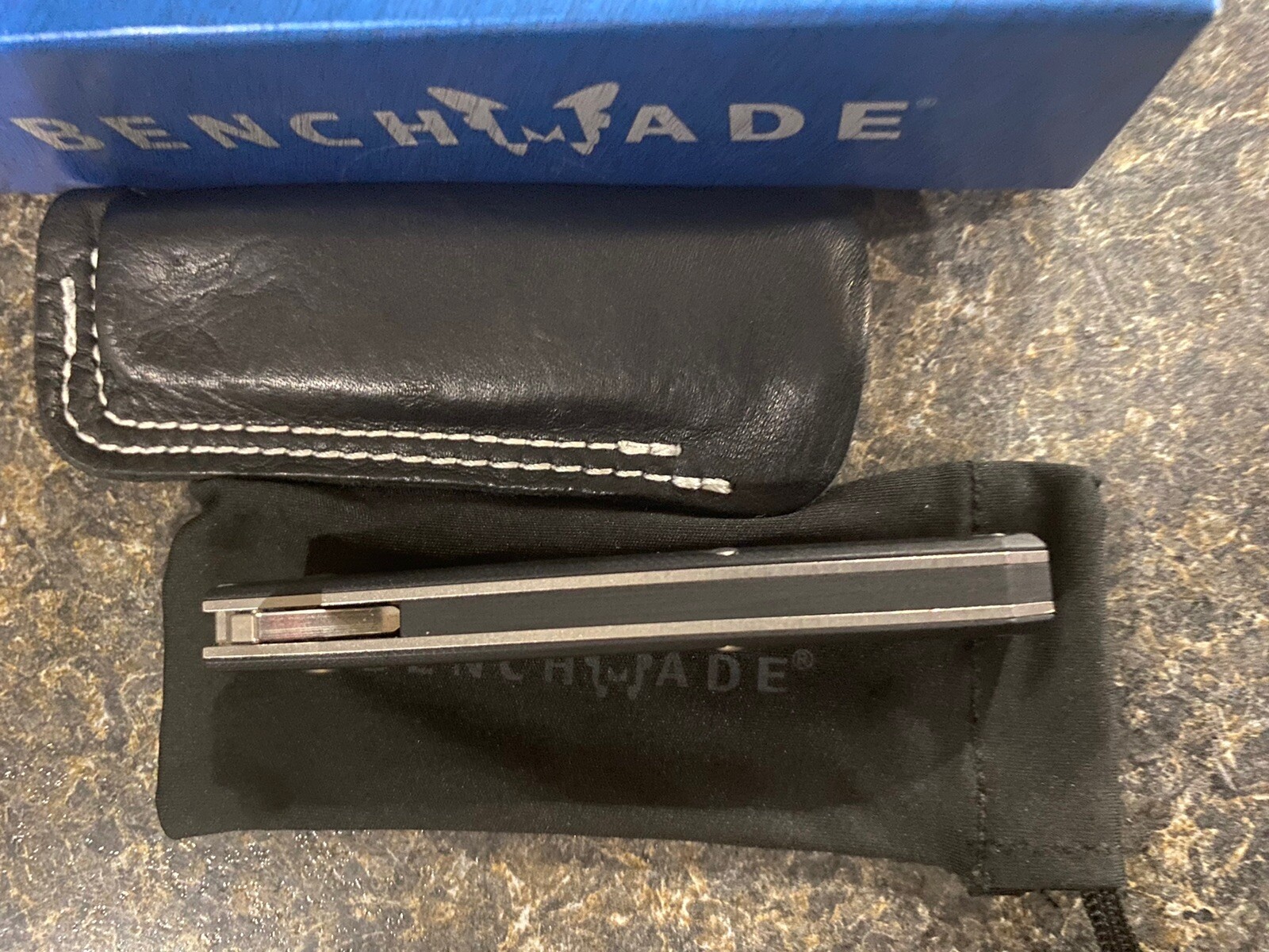 Benchmade 601 Tengu Flipper Knife 20cv Plain Edge Tanto Blade Black ...