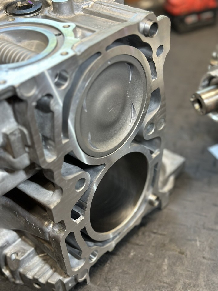 Subaru EJ257 Short Block Assembly | Engine Block | OE