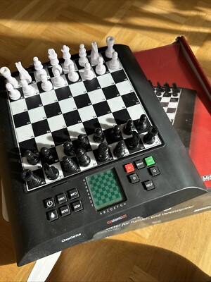 Chess Genius | Millenium | Schachcomputer | Komplett | aus Sammlung ...