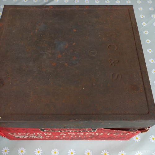 Vintage CRAWFORD'S (ROVER ASSORTED) Biscuit Tin Farmhouse Barn Salvage ...