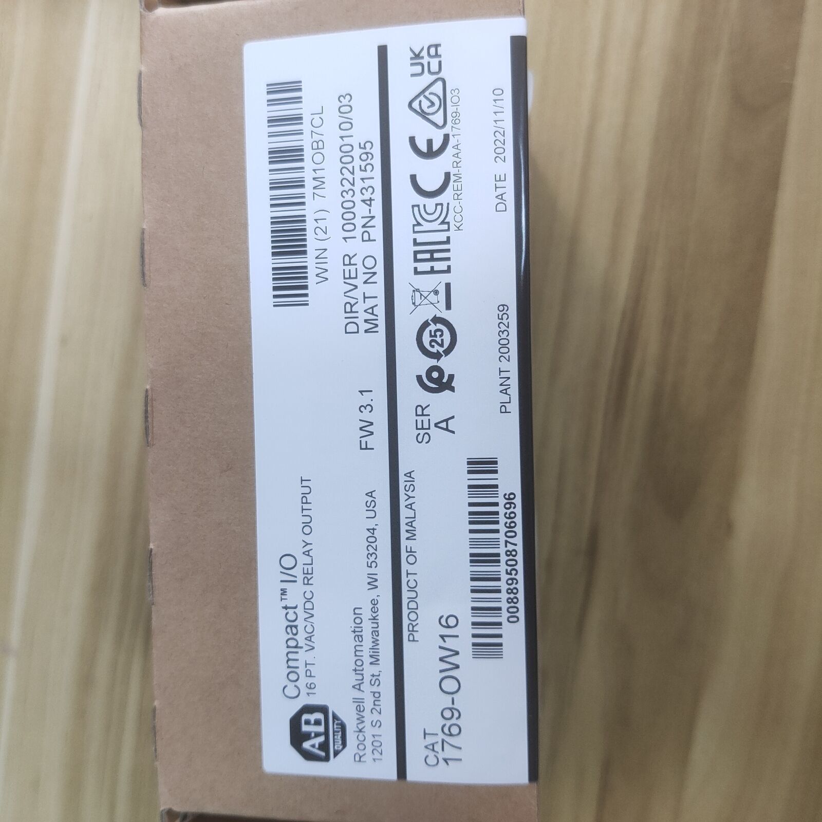 New Factory Sealed Allen-Bradley 1769-OW16 CompactLogix Relay Output ...
